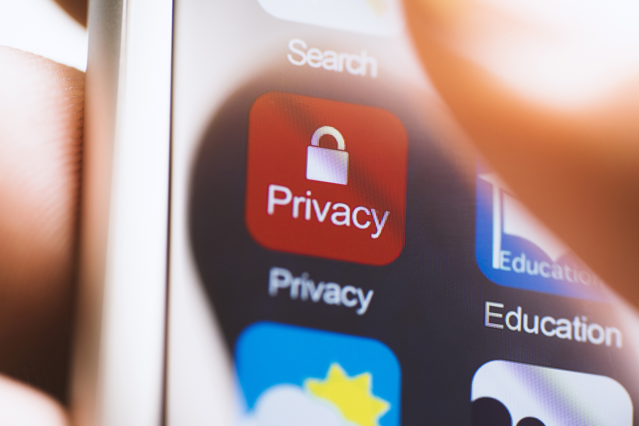 How to protect your privacy while surfing the Web from your mobile device - ReputationDefender
